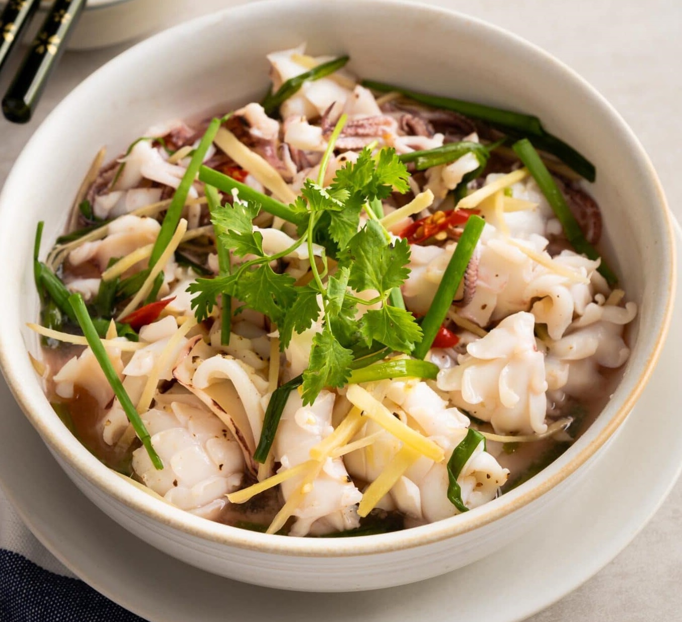 Mực Hấp Gừng - Vietnamese Steamed Squid With Ginger