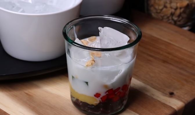 Chè Ba Màu recipe - Vietnamese Three-Color Dessert