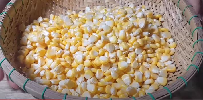 Bap Xao Recipe - Vietnamese Sauteed Corn w/ Dried Shrimps