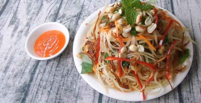 Vietnamese Green Papaya Salad & Beef Jerky (Gỏi Đu Đủ Khô Bò Recipe)