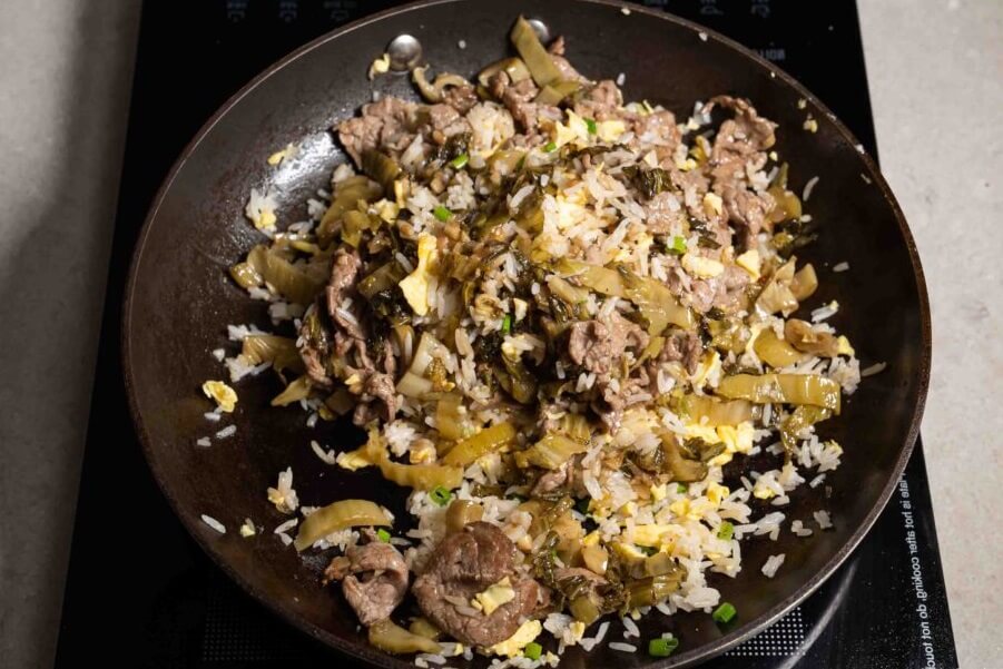 (Cơm Rang Dưa Bò) Beef Fried Rice Pickled Mustard Greens