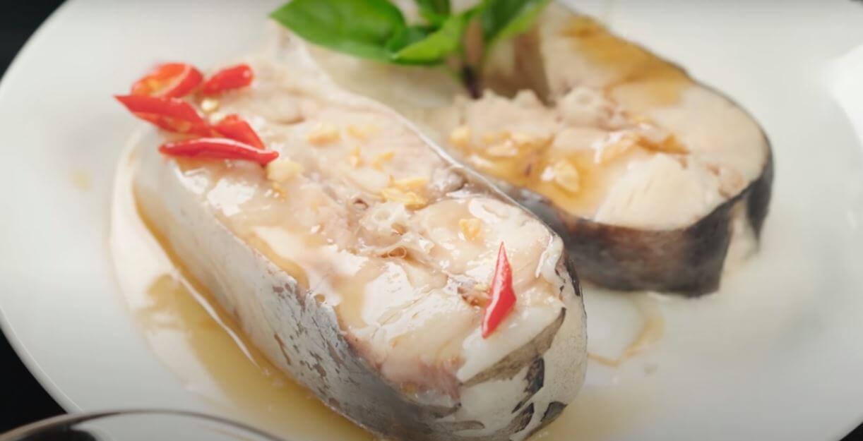 Canh Chua Ca - Vietnamese Sweet & Sour Fish Soup Recipe