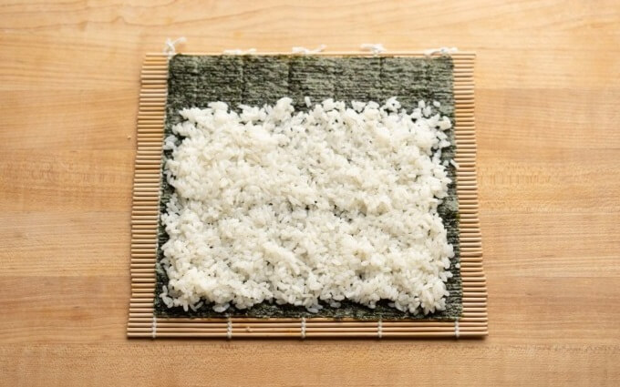Korean Seaweed Rice 'Sushi' Rolls (Kimbap Recipe)