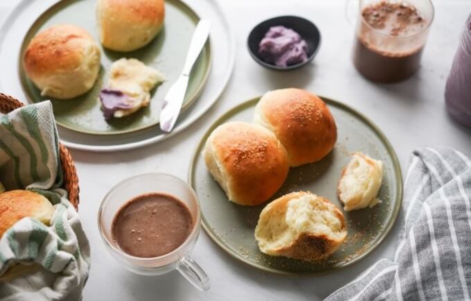 Pandesal Recipe (Soft & Fluffy Filipino Bread Rolls)