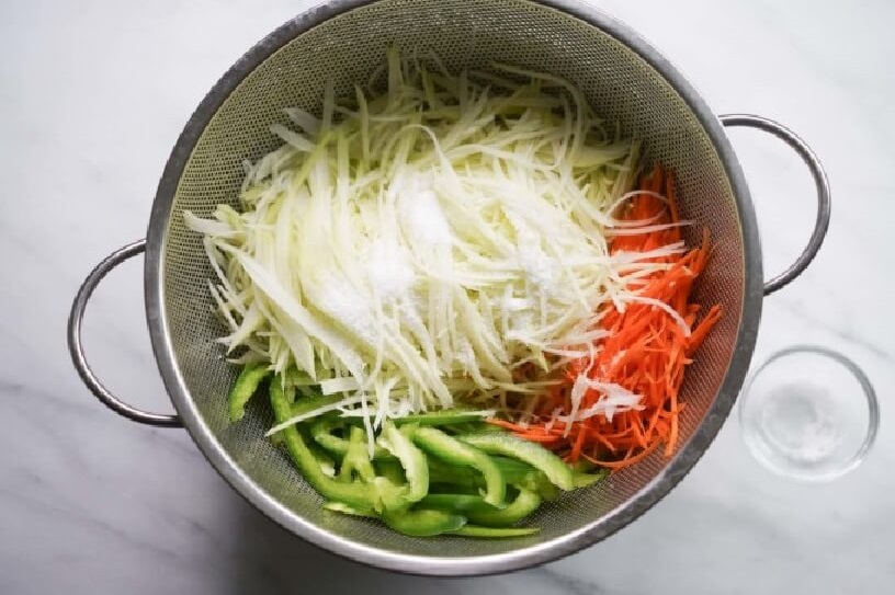 Authentic Atchara Recipe (Filipino Pickled Papaya)