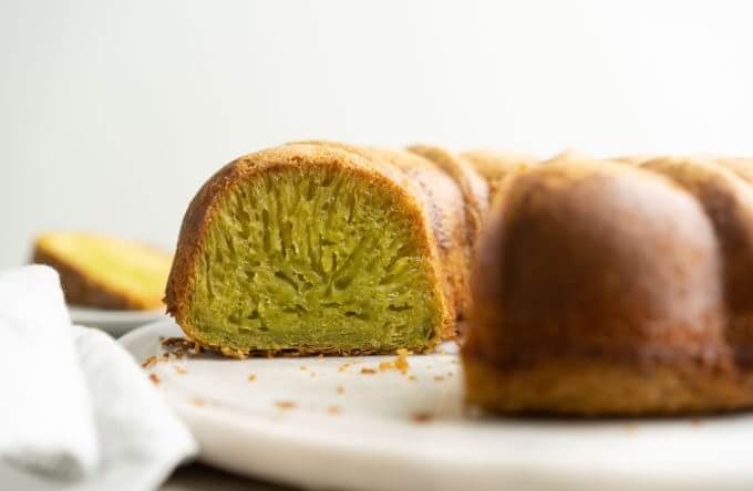 Banh Bo Nuong Recipe (Vietnamese Pandan Honeycomb Cake)