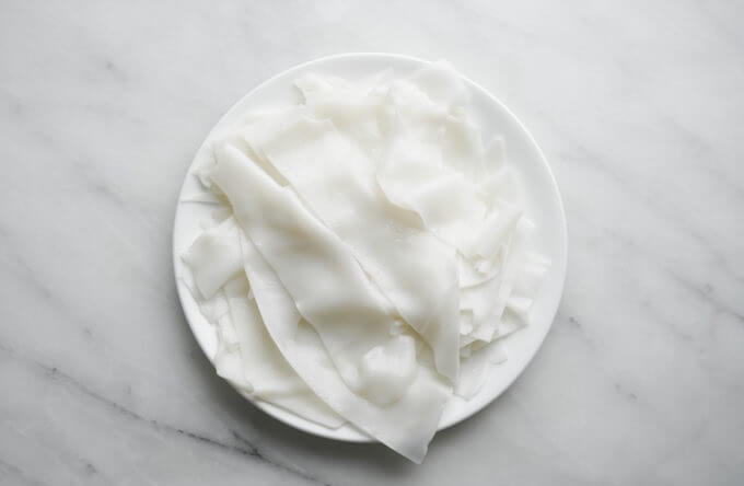 Thai Stir-Fried Rice Noodles (Pad See Ew Recipe)