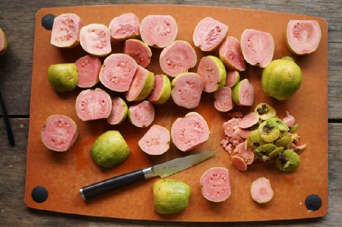 Cuban Guava and Cheese Pastry Recipe (Pastelitos De Guayaba Y Queso)