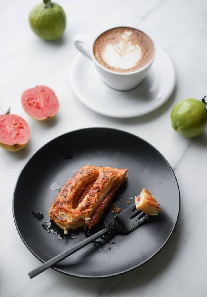 Cuban Guava and Cheese Pastry Recipe (Pastelitos De Guayaba Y Queso)
